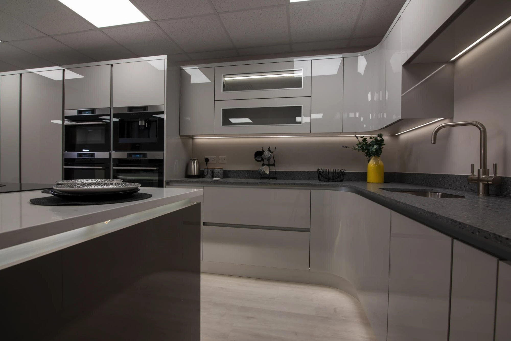 Kitchens Gallery - Ultimate Kitchens